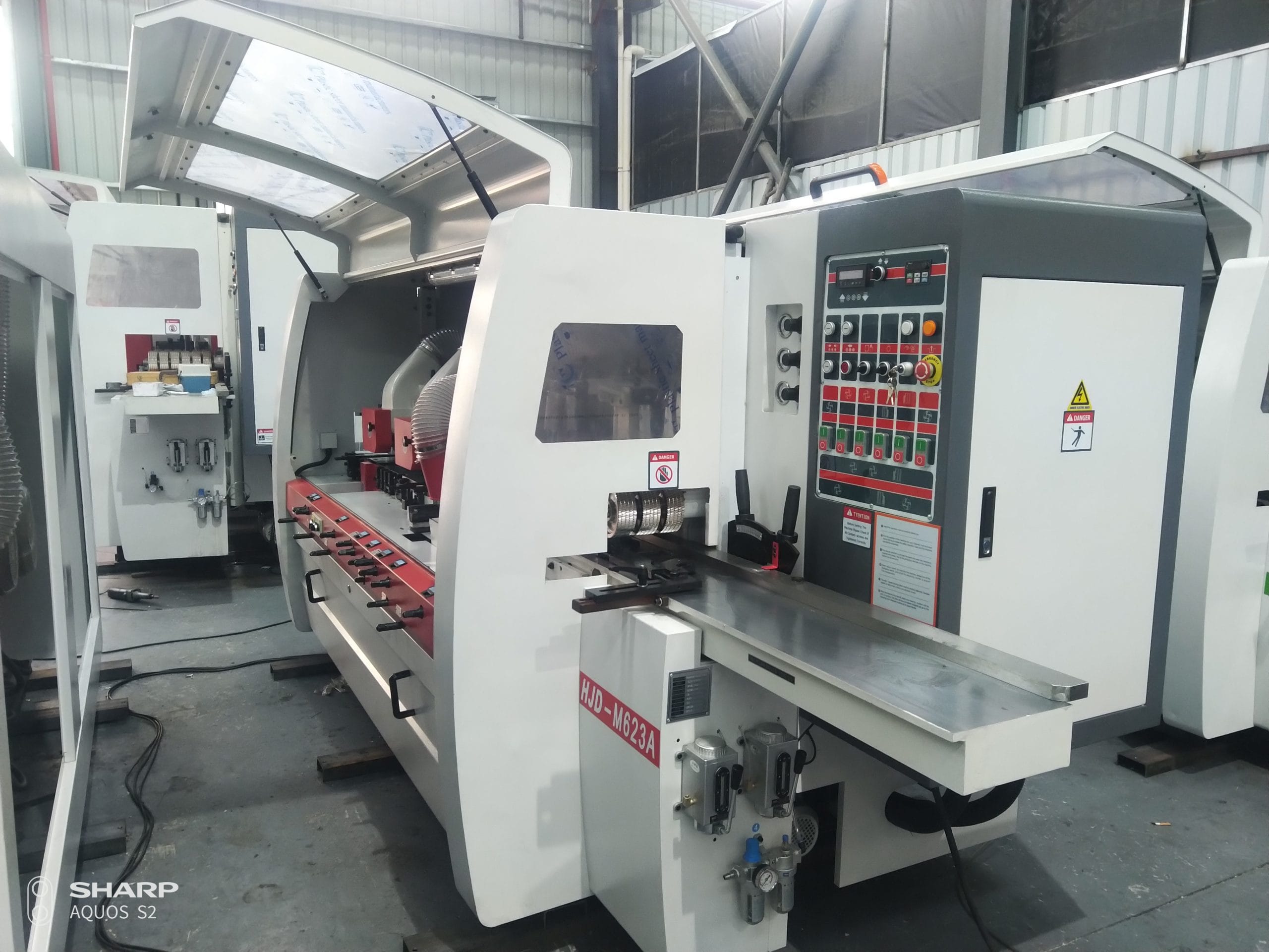 SOLID WOOD FOUR SIDE MOULDER MACHINE - Qingdao Simon Machinery Co,.LTD
