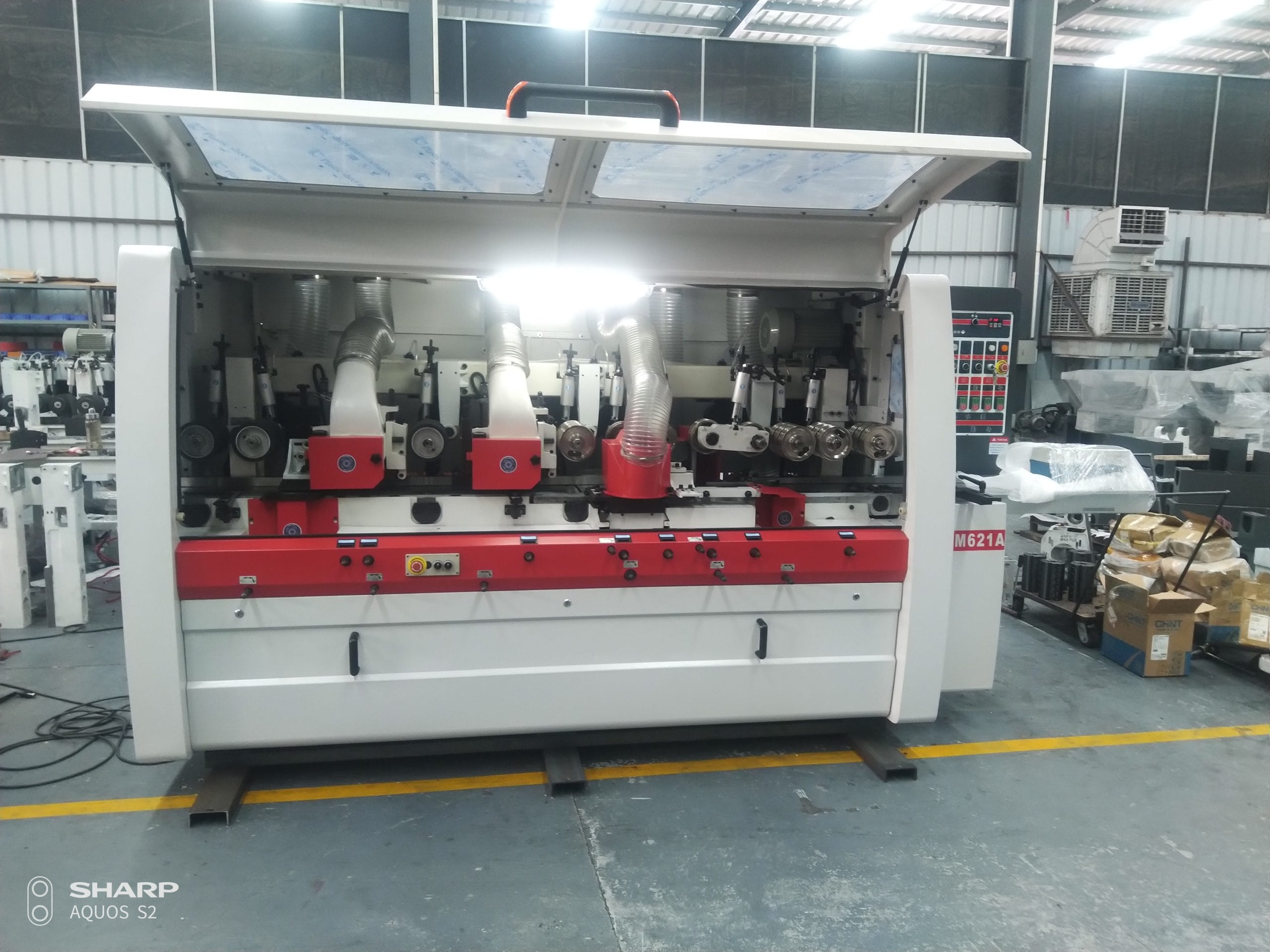 SOLID WOOD FOUR SIDE MOULDER MACHINE - Qingdao Simon Machinery Co,.LTD